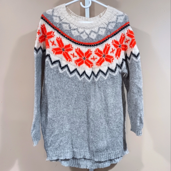 aerie | Sweaters | Aerie Womens Size M Gray White Red Holiday Sweater ...